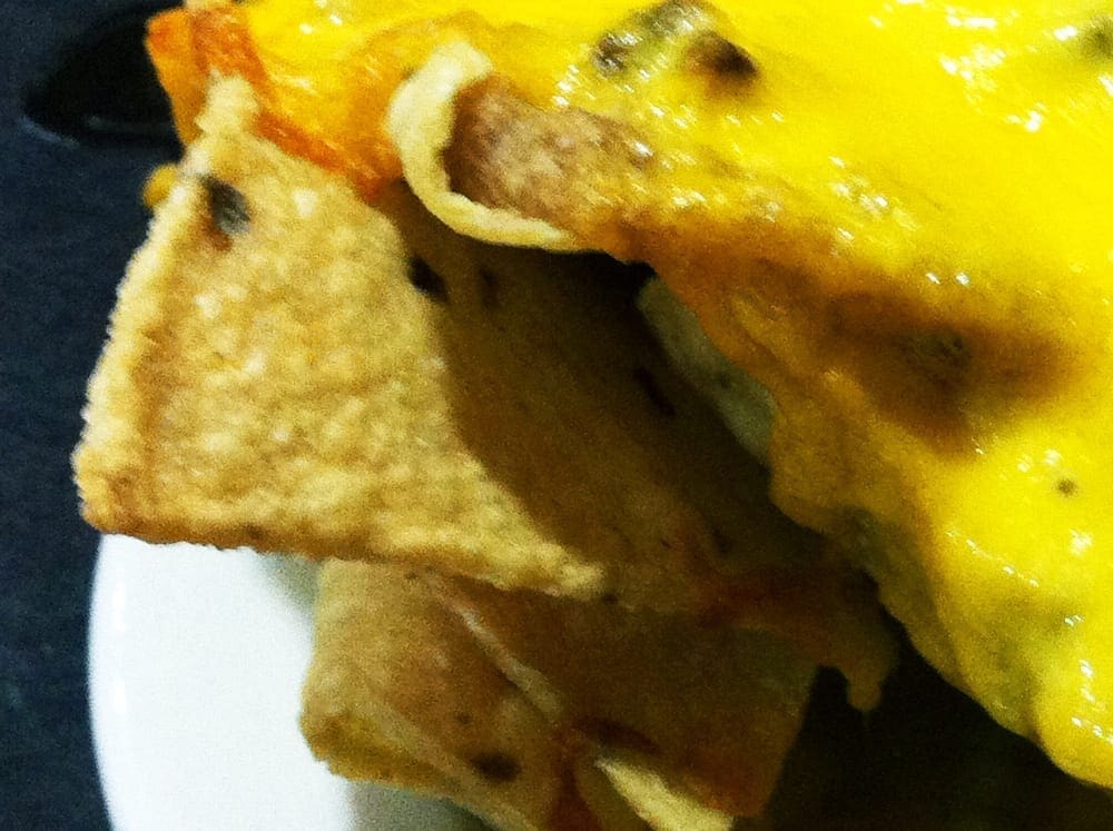 Diving Into The World of Nachos @ Chacho's / Nom Nom Boris