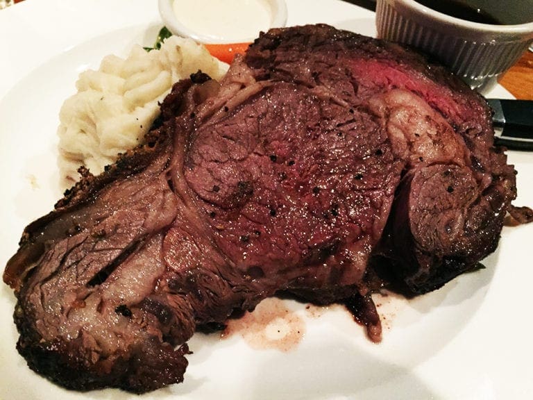 Its Godzilla Size Steak! @ Harris Ranch / Nom Nom Boris